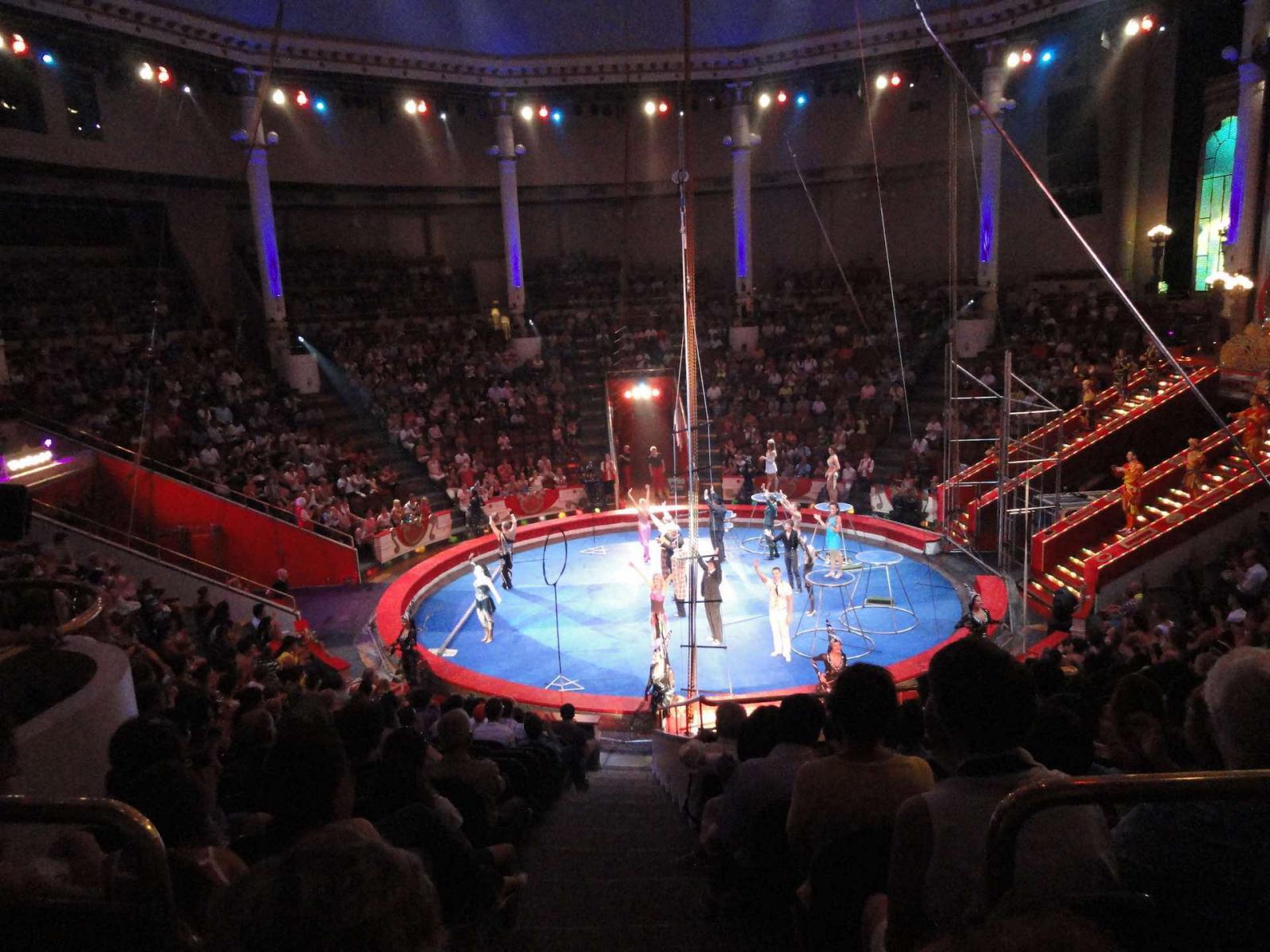 Où voir des spectacles de cirque à Paris?